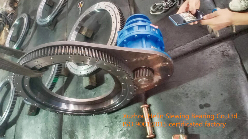 Helical slewing ring and pinion Gear and reducer - Xuzhou Helin Slewing ...